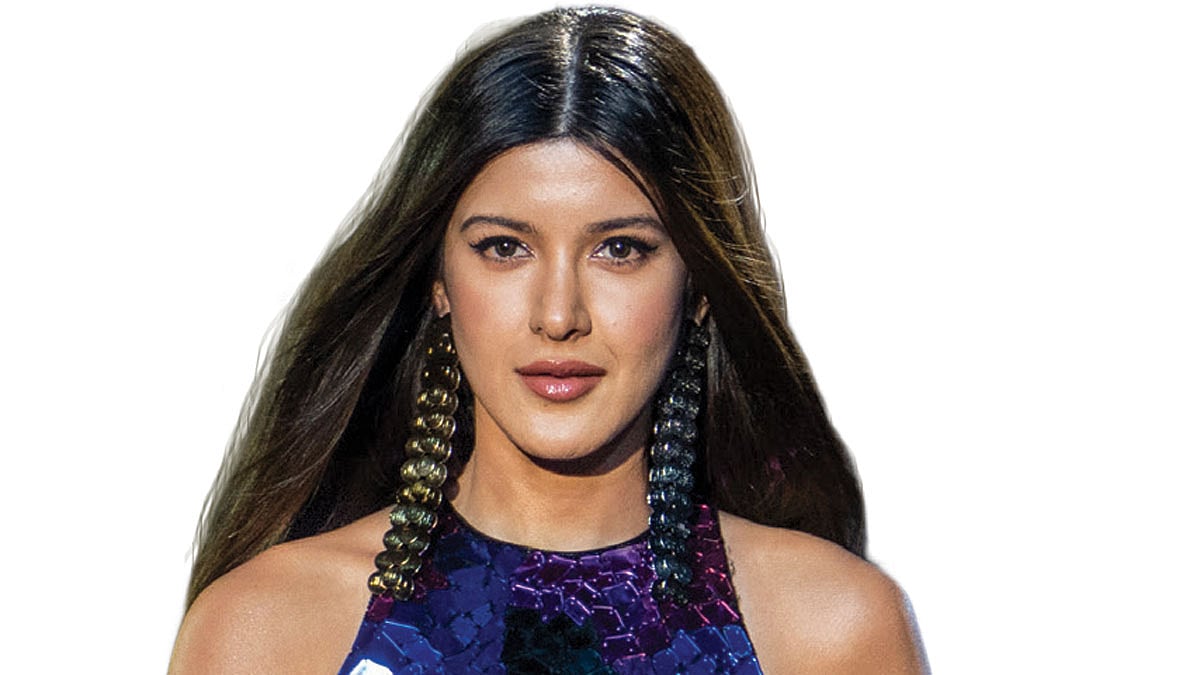 Shanaya Kapoor's Bold Move: From Auditions to Crocodile Battles in 'Tu ...