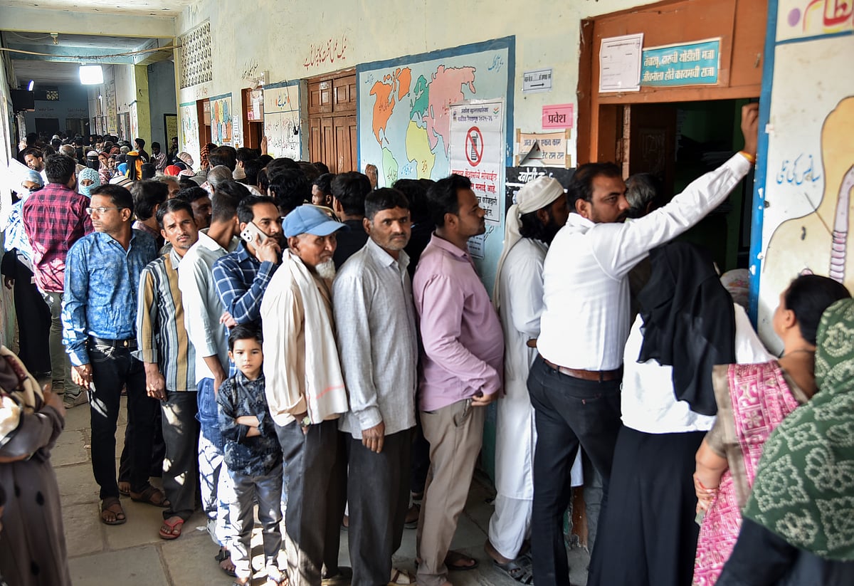 BMC Polls 2023: Mahayuti Alliance Takes Early Lead as Thackeray ...