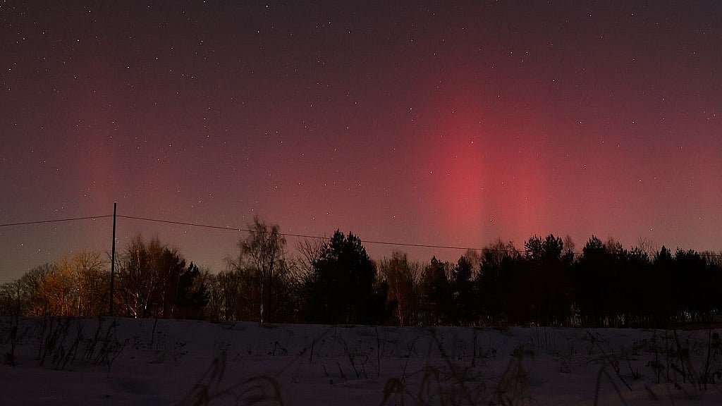 Rare Red Aurora Lights Up Ladakh: Unveiling the Science Behind the ...