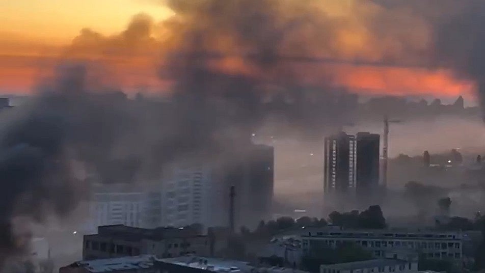 Russia Launches Massive Overnight Strike on Kyiv: 9 Killed, Nearly 100 ...