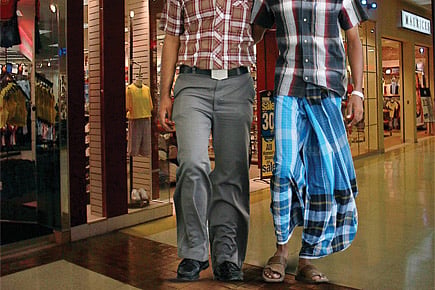 Round One of the Lungi Wars